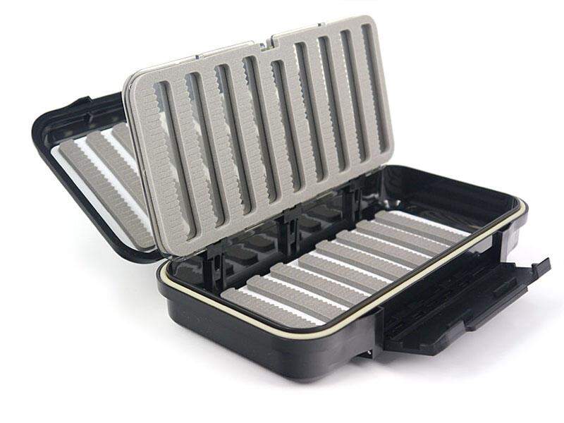 Plastic fly boxes - robust & inexpensive